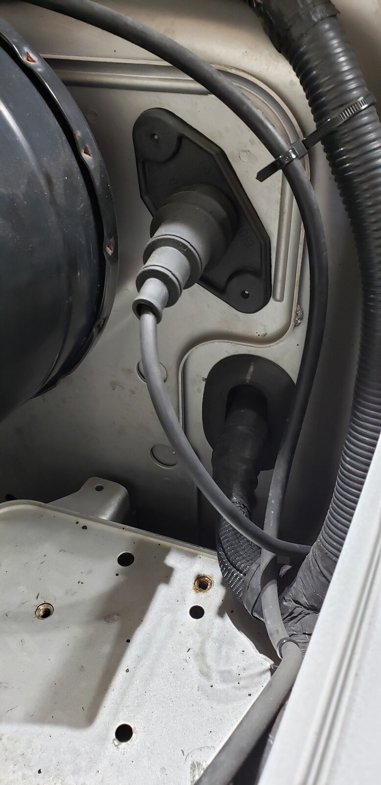 Has anyone relocated the Rubicon locker pumps inside the Jeep? | Jeep ...