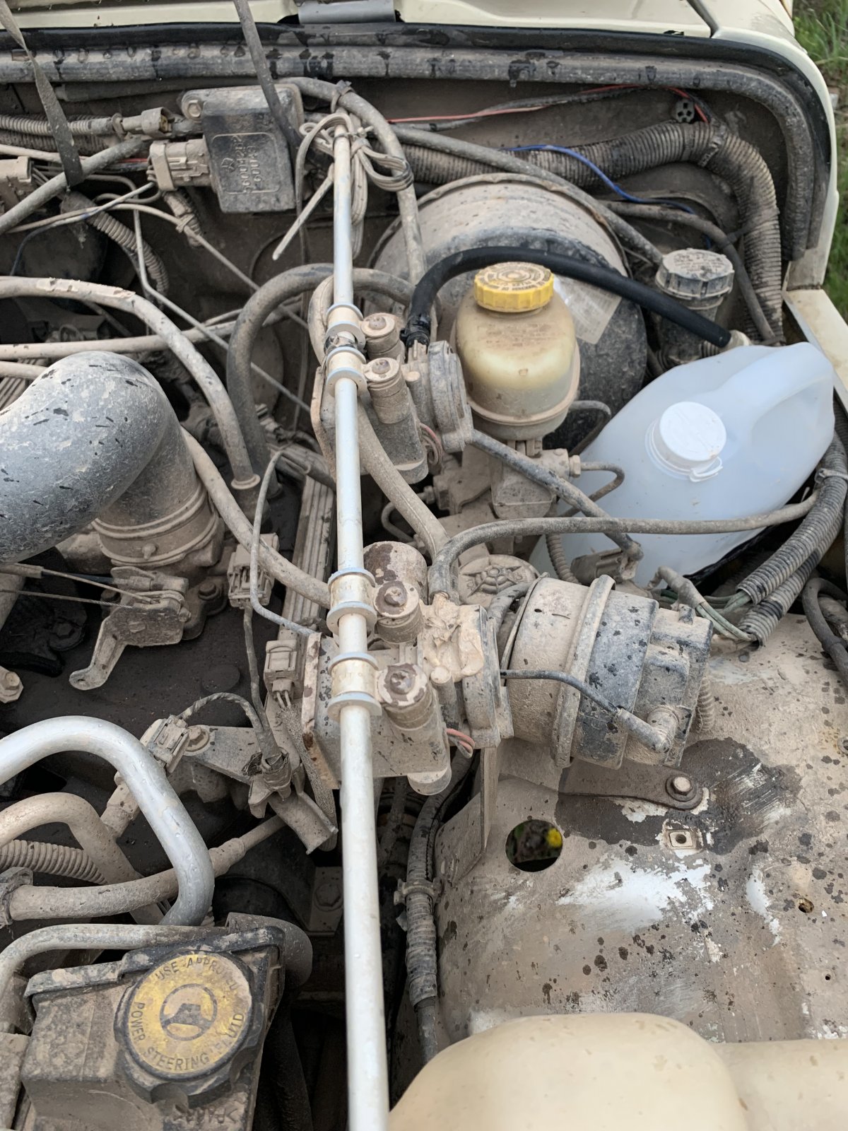 Rubicon locker pump photo request | Jeep Wrangler TJ Forum