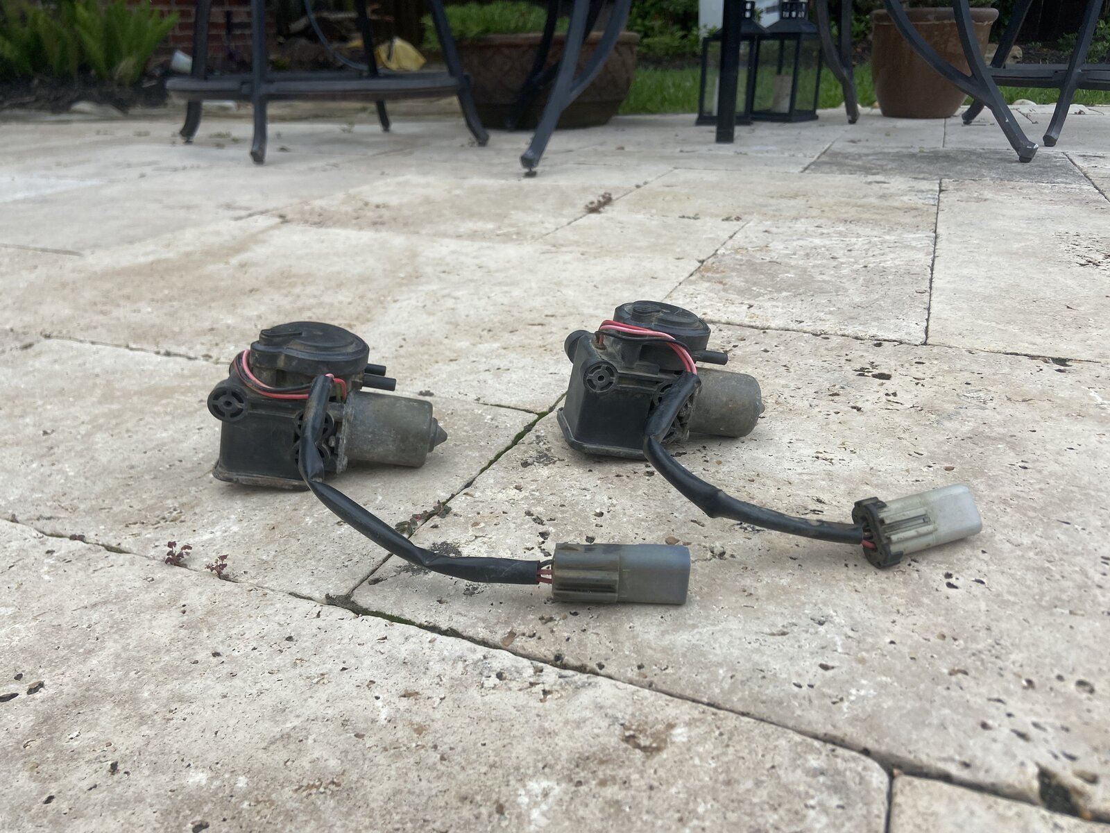 SOLD - 06 rubicon, OEM locker pumps | Jeep Wrangler TJ Forum