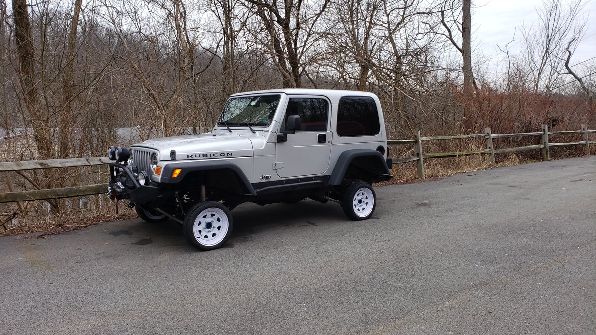 Tall & skinny or wide tires? | Jeep Wrangler TJ Forum